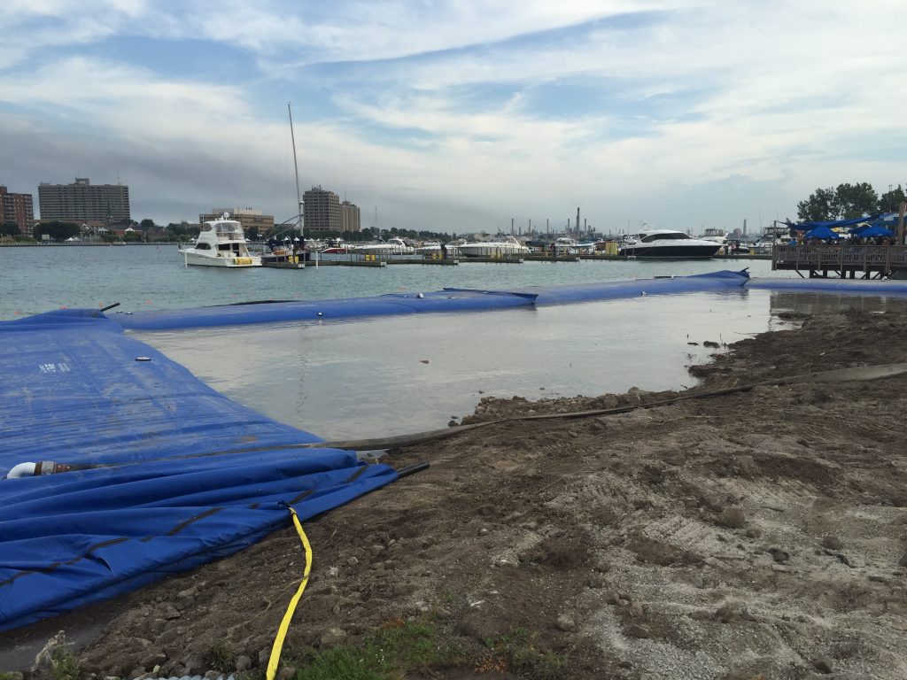 Environmental Friendly Cofferdam - Detroit Tarp