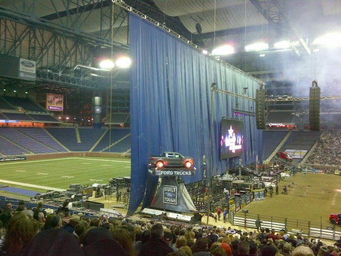 Custom Tarps - Detroit Tarp